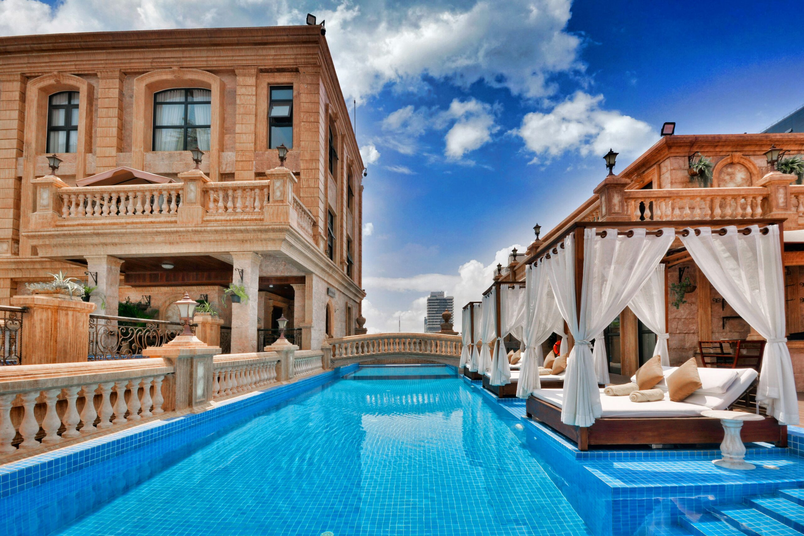 Hospitality Industry Statistics & Trends Operators Need to Know